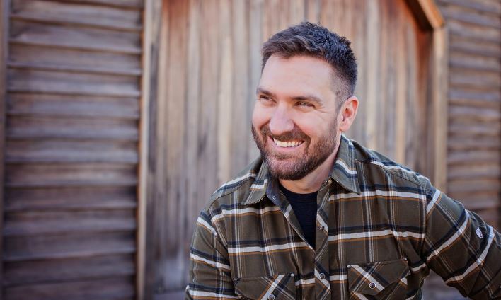 Mark Bowe Net Worth 2024: Age, Height, Weight, Wife, Kids, Bio-Wiki ...