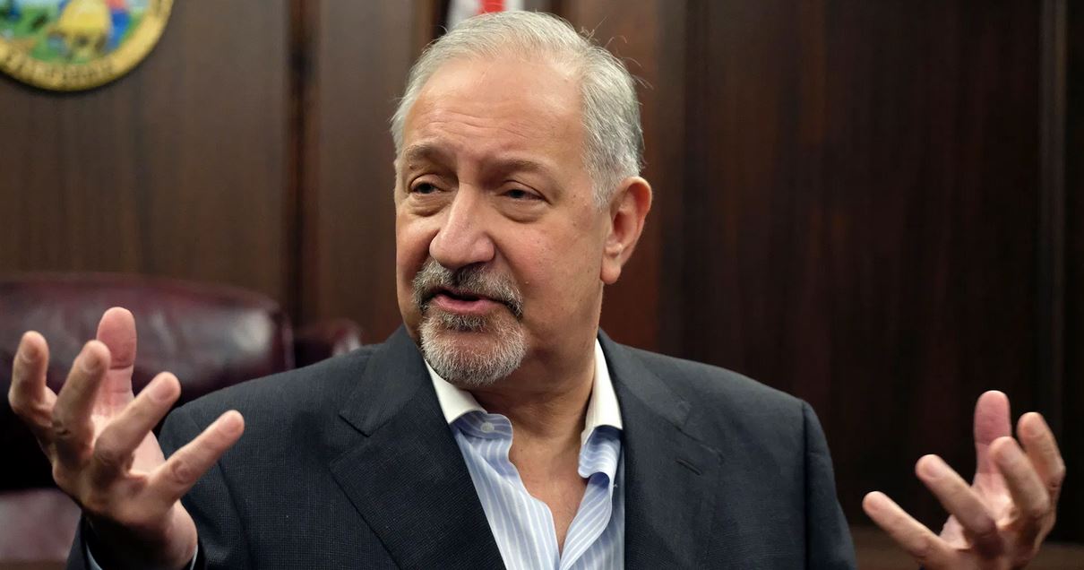 Mark Geragos Net Worth 2024: Age, Height, Weight, Wife, Kids, Bio-Wiki